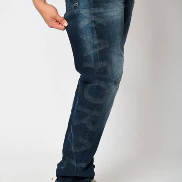 Le jean straight homme, comment bien le choisir ? - Fashion Spider